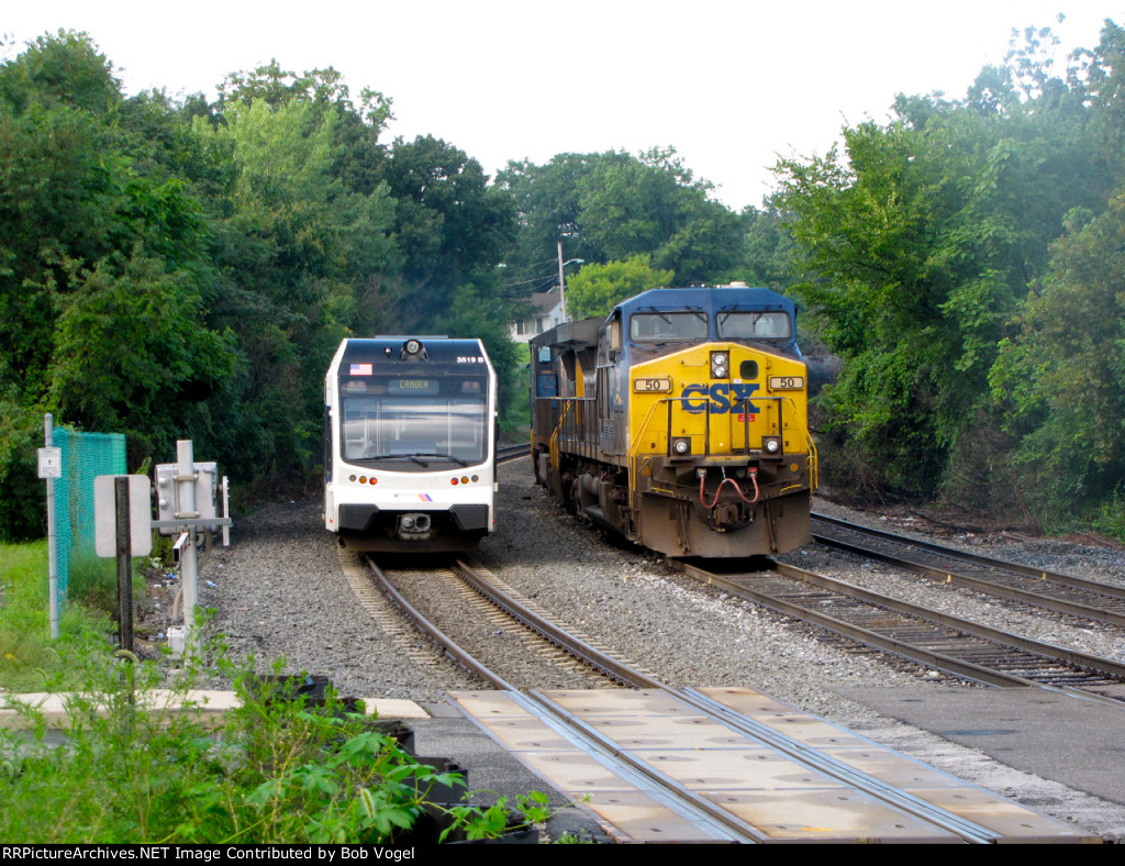 NJT 3519 and CSX 50